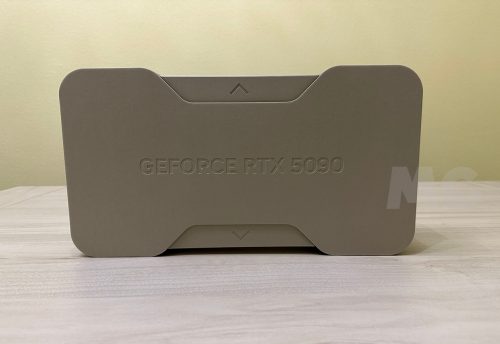 GeForce RTX 5090, unbox, especificaciones y primer contacto